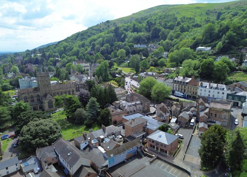 Edith Walk, Malvern, WR14 4QH 2 bed duplex for sale - £260,000