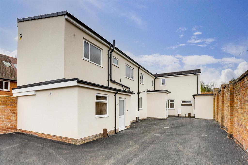 Sneinton Dale, Sneinton NG3 1 bed apartment - £725 pcm (£167 pw)