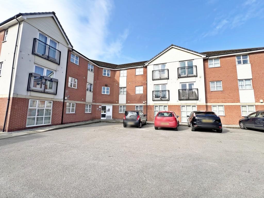 Lockfield, Runcorn 1 bed apartment - £640 pcm (£148 pw)
