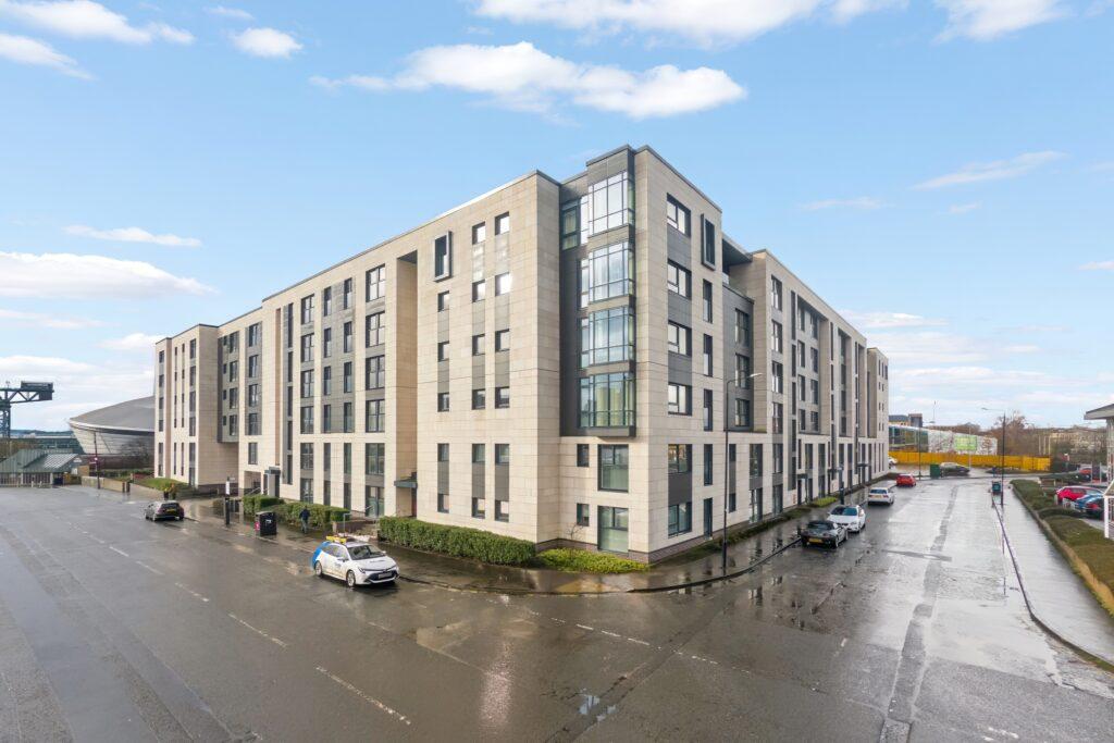 Minerva Street Finnieston G3 8by 1 Bed Flat For Sale £215 000