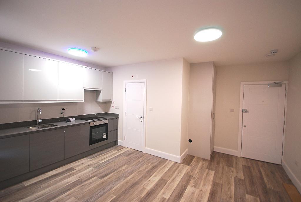 EALING ROAD, WEMBLEY, MIDDLESEX, HA0 4TL Studio - £1,200 pcm (£277 pw)