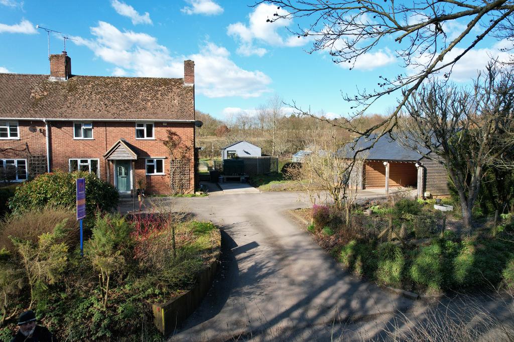 Silk Mill Lane, Overton RG25 3 bed end of terrace house for sale - £700,000