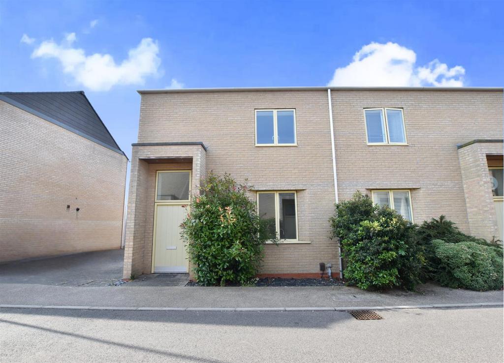 The Rowans, Humberston DN36 3 bed semi-detached house - £210,000