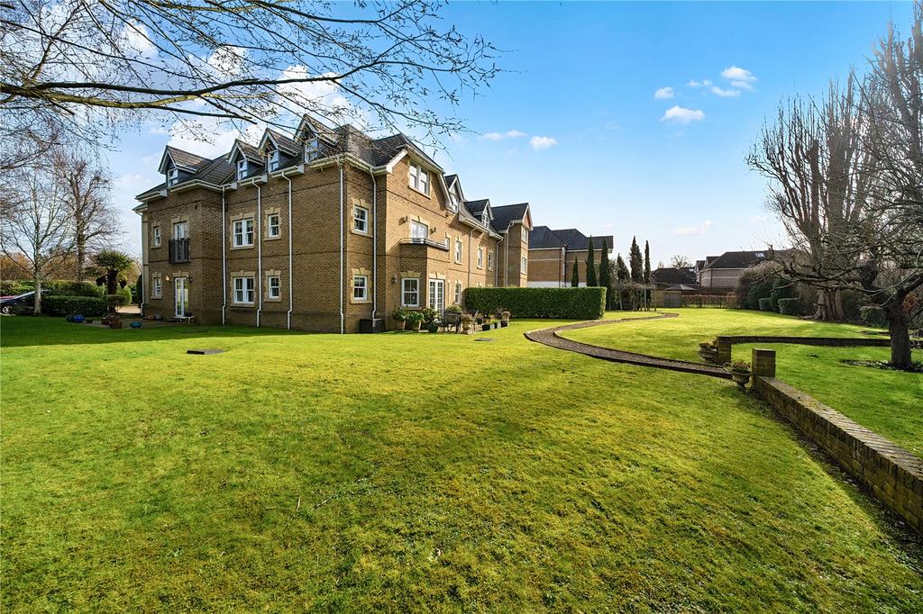 The Eclipse, 55 More Lane, Esher, KT10 2 bed flat for sale - £575,000