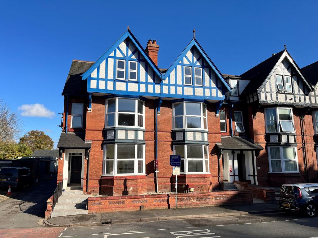 44 Barbourne Road, Worcester WR1 1 bed apartment - £850 pcm (£196 pw)