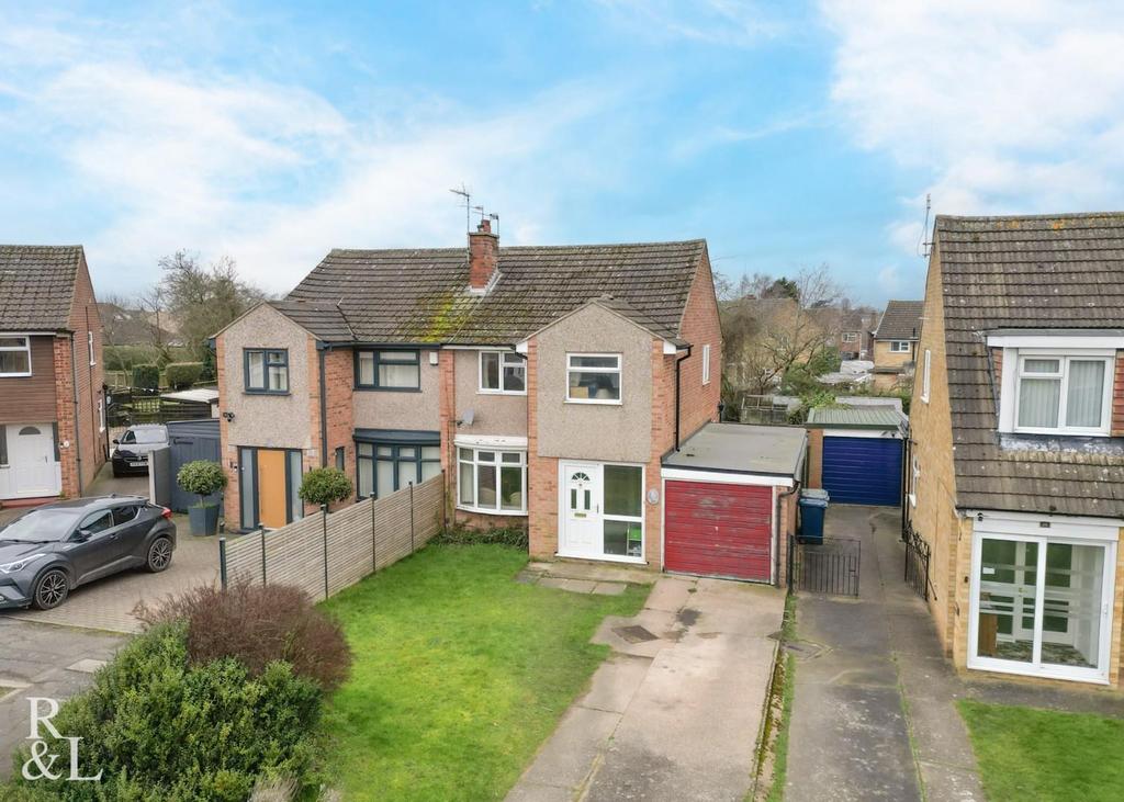 Lilac Close, Keyworth, Nottingham 3 bed semi-detached house for sale ...