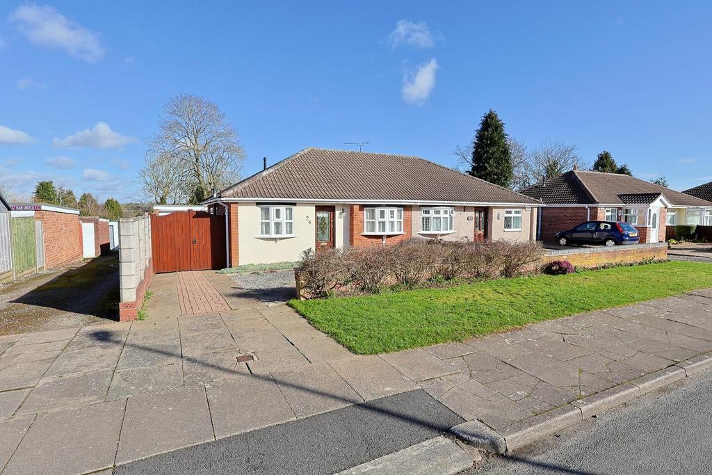 Durham Crescent, Coventry CV5 2 bed bungalow - £270,000