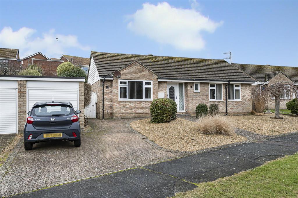 Princess Drive, Seaford 2 bed detached bungalow - £385,500