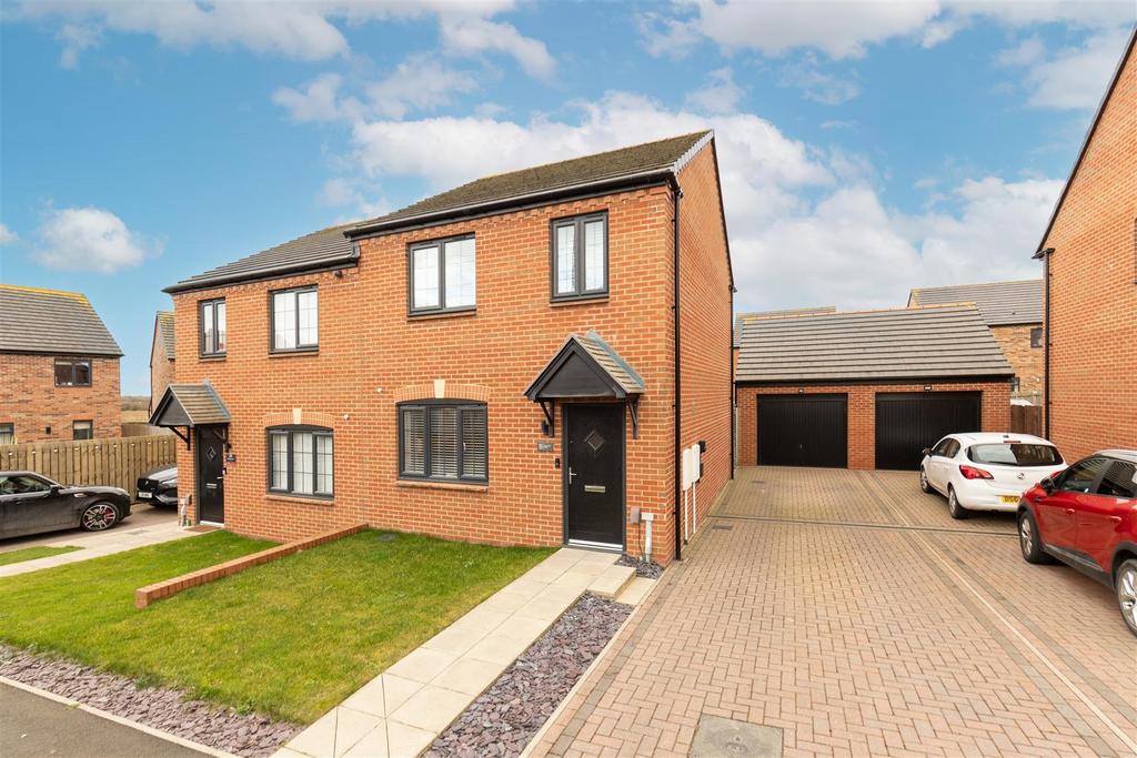 Magdalene Place, The Fairways, NE23 3 bed semi-detached house - £230,000