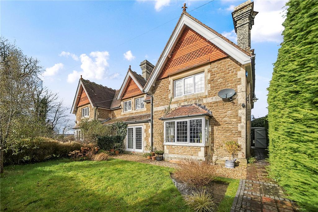 Lower Froyle, Alton, Hampshire, GU34 3 bed semi-detached house for sale ...