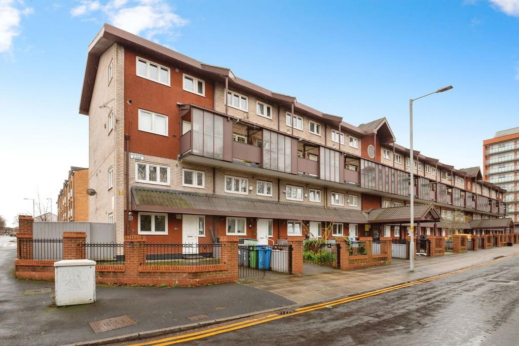 Lockton Close, Manchester, M1 3 bed duplex for sale - £245,000