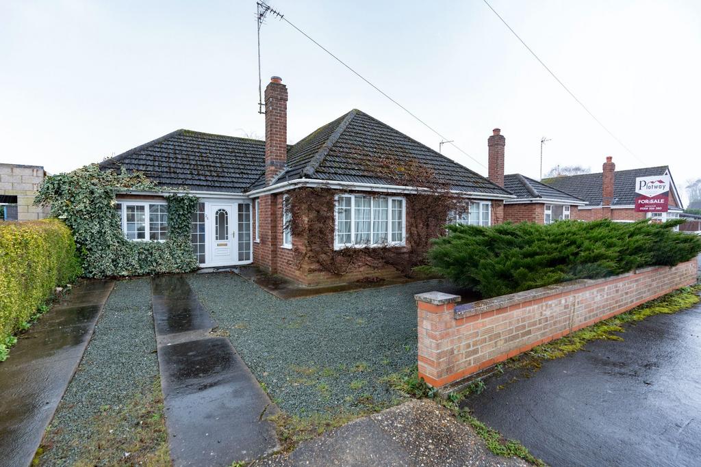 Forest Dale, Boston 3 bed bungalow - £220,000