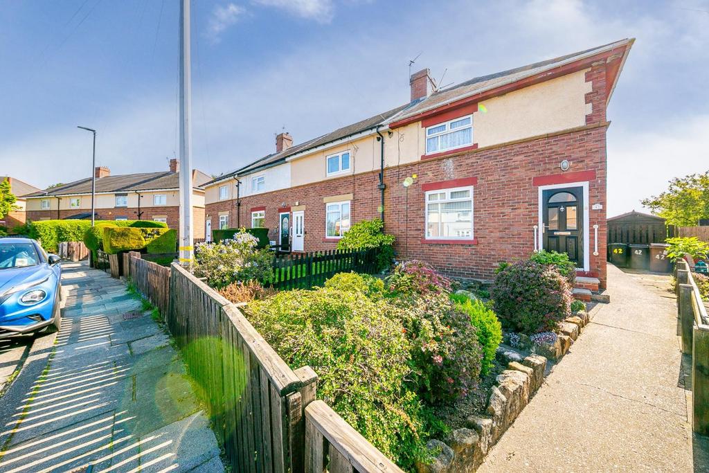 Myrtle Crescent, Forest Hall, NE12 3 bed terraced house - £140,000