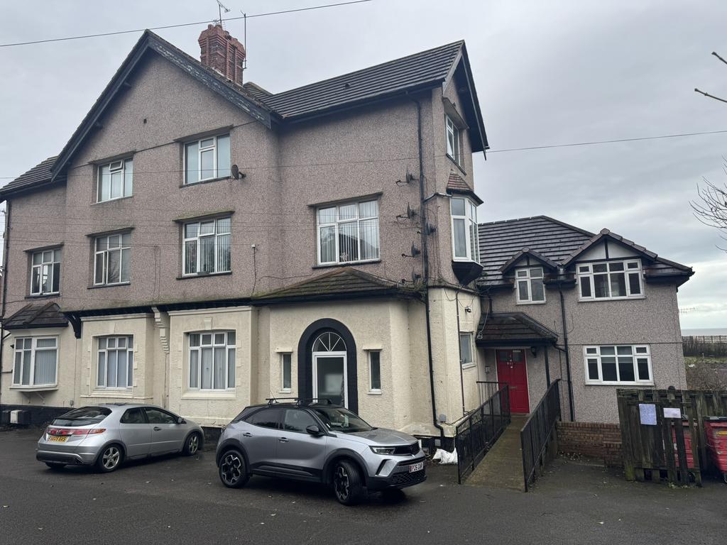 Warren Drive, Wallasey CH45 1 bed apartment - £695 pcm (£160 pw)