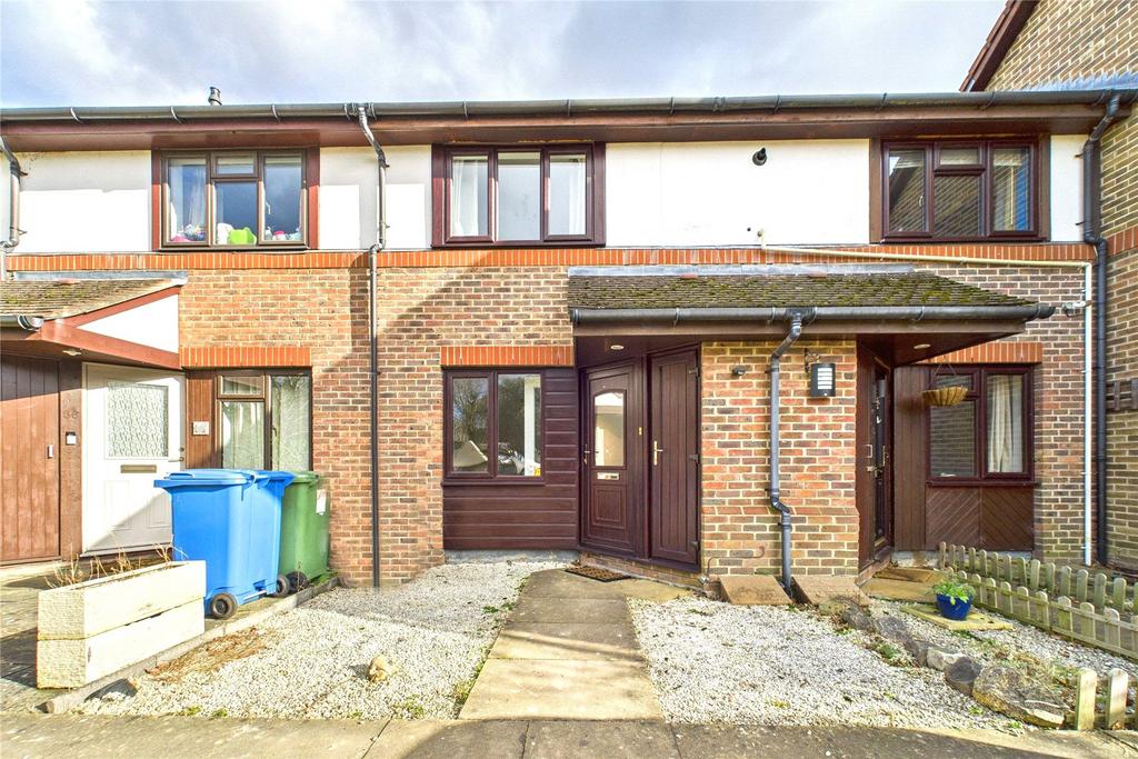 All Saints Rise, Warfield, Bracknell... 2 bed terraced house - £1,500 ...