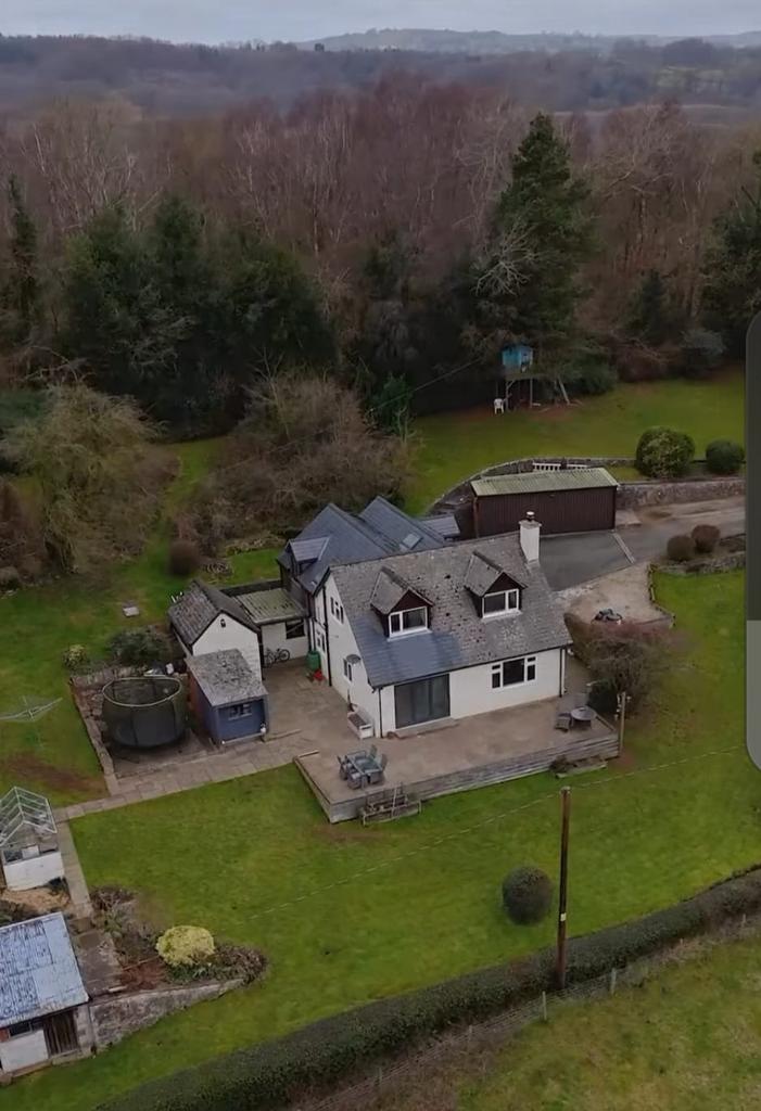 Turners Lane, Llynclys SY10 4 bed detached house for sale - £565,000