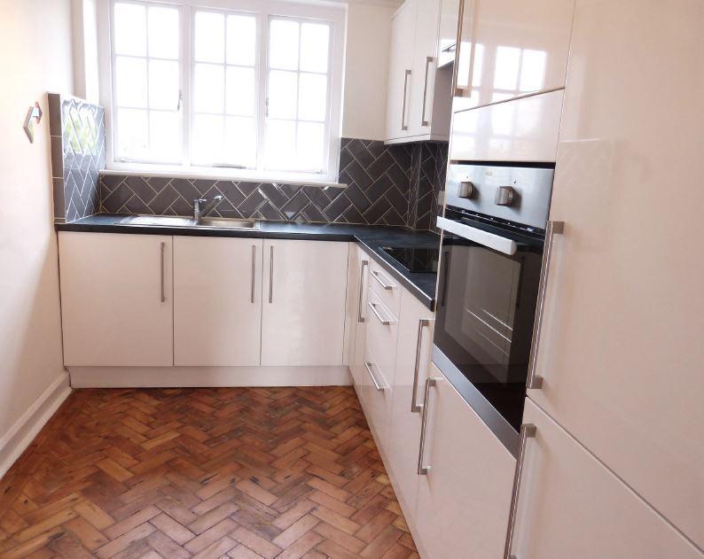 Temple Fortune Court, Temple Fortune... 2 bed apartment - £1,950 pcm (£ ...