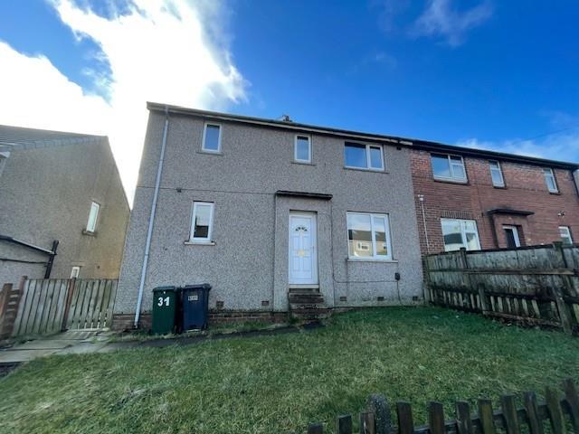 Hill Crest Road, Denholme BD13 3 bed semi-detached house - £895 pcm (£ ...