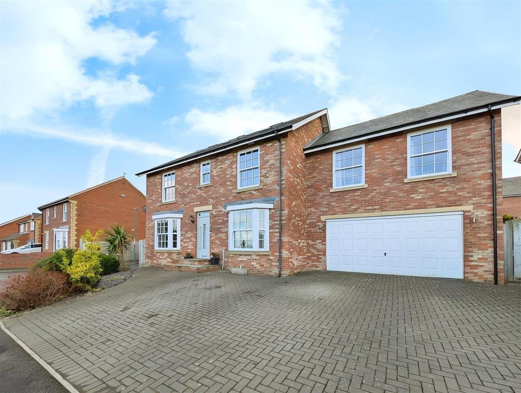 West End, Hunwick 6 bed detached house for sale - £450,000