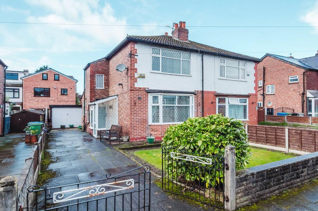 Skelton Road, Stretford, Manchester, M32 2 bed semi-detached house for ...