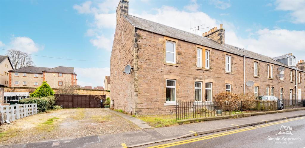Glover Street, Perth 3 bed flat for sale - £112,950