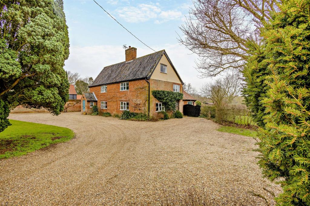 Mill Street, Middleton, Saxmundham 6 bed detached house - £800,000