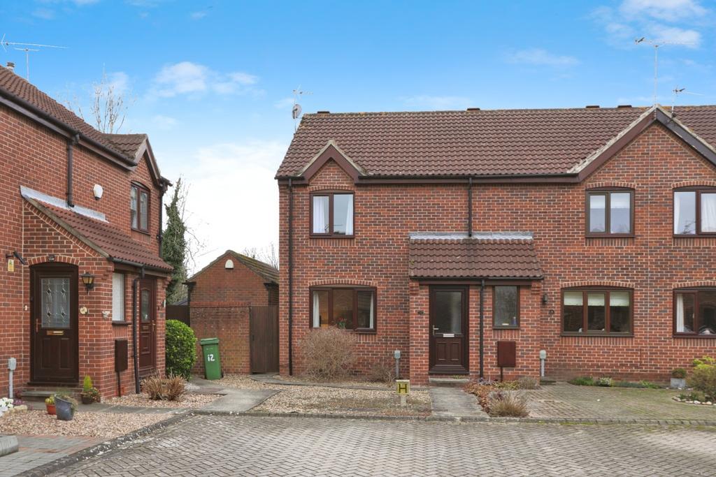 Victoria's Way, Cottingham, East... 3 bed end of terrace house - £200,000