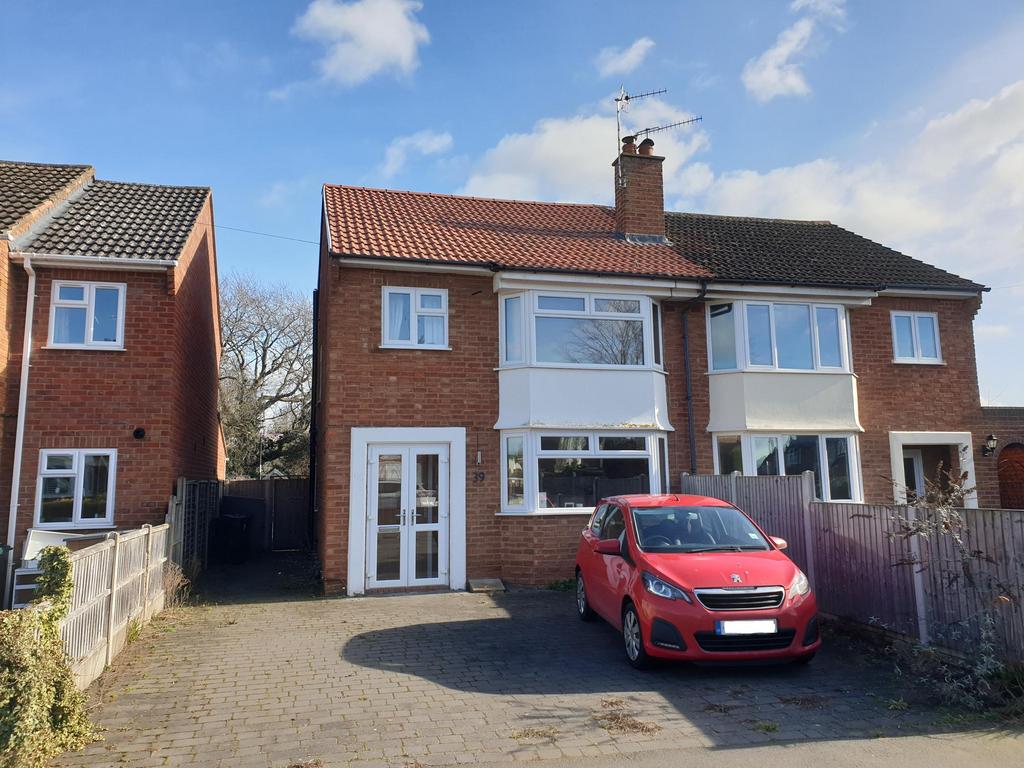 Christine Avenue, Rushwick WR2 3 bed semi-detached house - £1,200 pcm ...