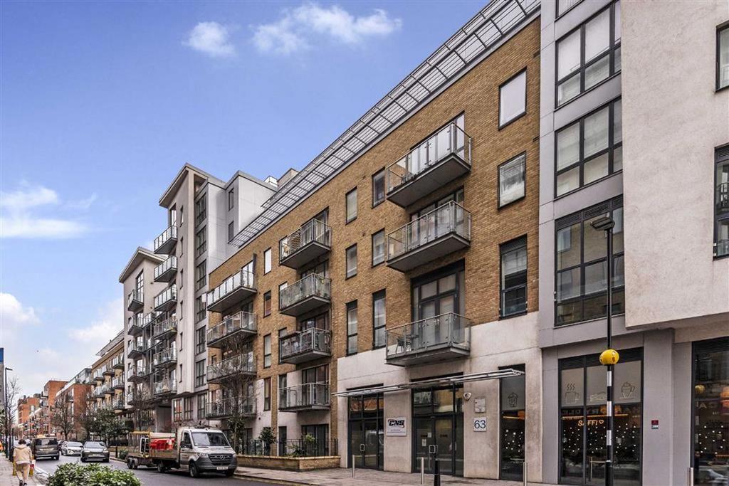 Violet Road, London E3 2 bed flat - £400,000