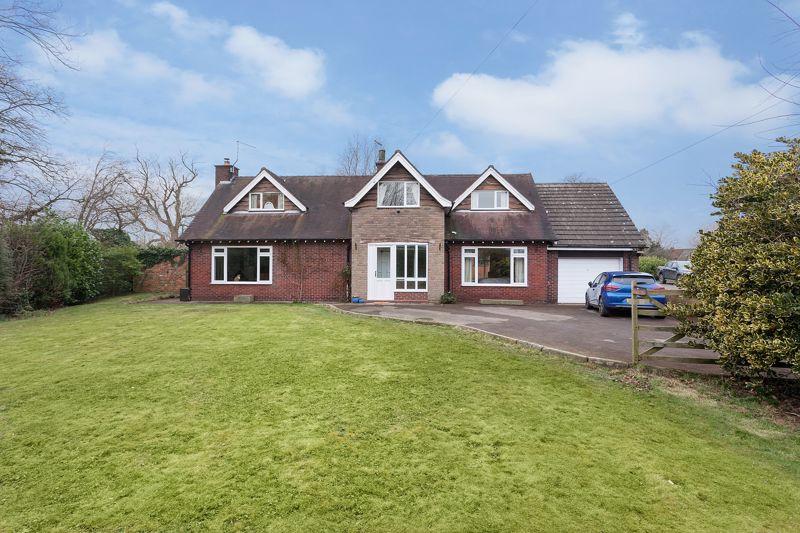 Moss Road, Congleton 5 bed detached house - £685,000