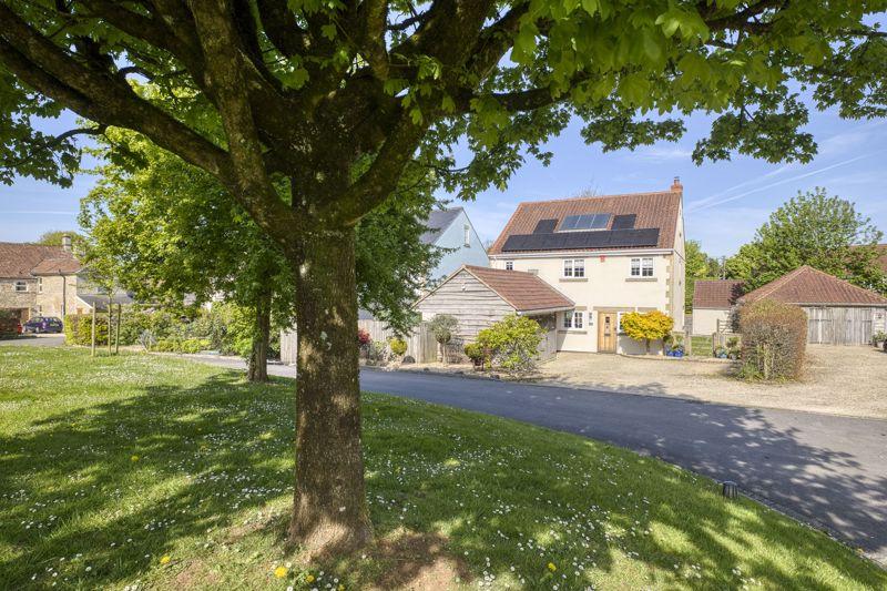 6 Manor Farm, Nr Frome BA4 4 bed detached house - £740,000
