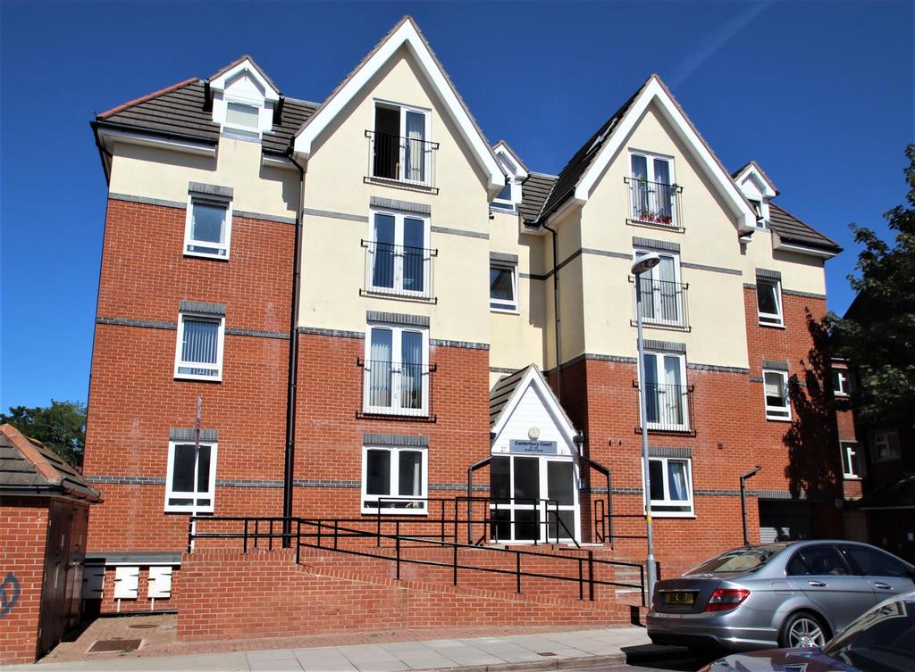 Canterbury Court 2 bed apartment - £1,100 pcm (£254 pw)