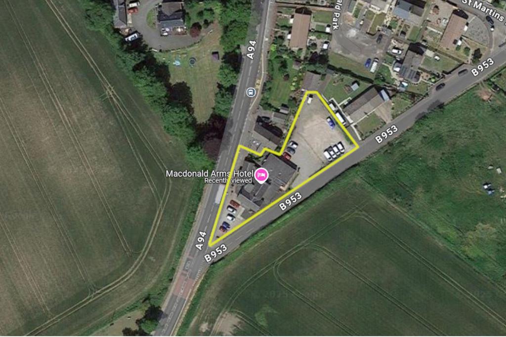 Main Street, Balbeggie, Perth, PH2 6EU 9 bed house for sale - £141,000
