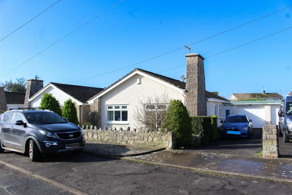 Tyle House Close, Llanmaes, CF61 3 bed bungalow - £435,000