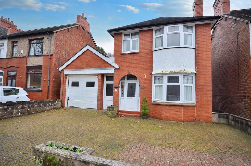 Oulton Road, Stone 3 bed detached house for sale - £380,000