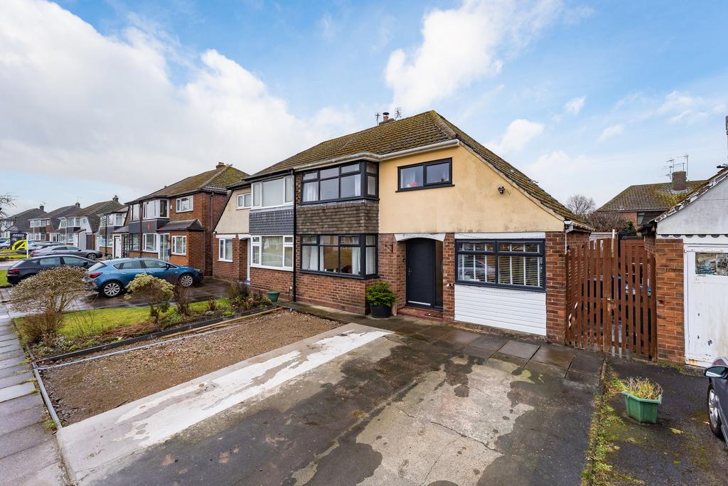 Welbeck Road, Ashton-In-Makerfield, WN4 3 bed semi-detached house for sale - £245,000