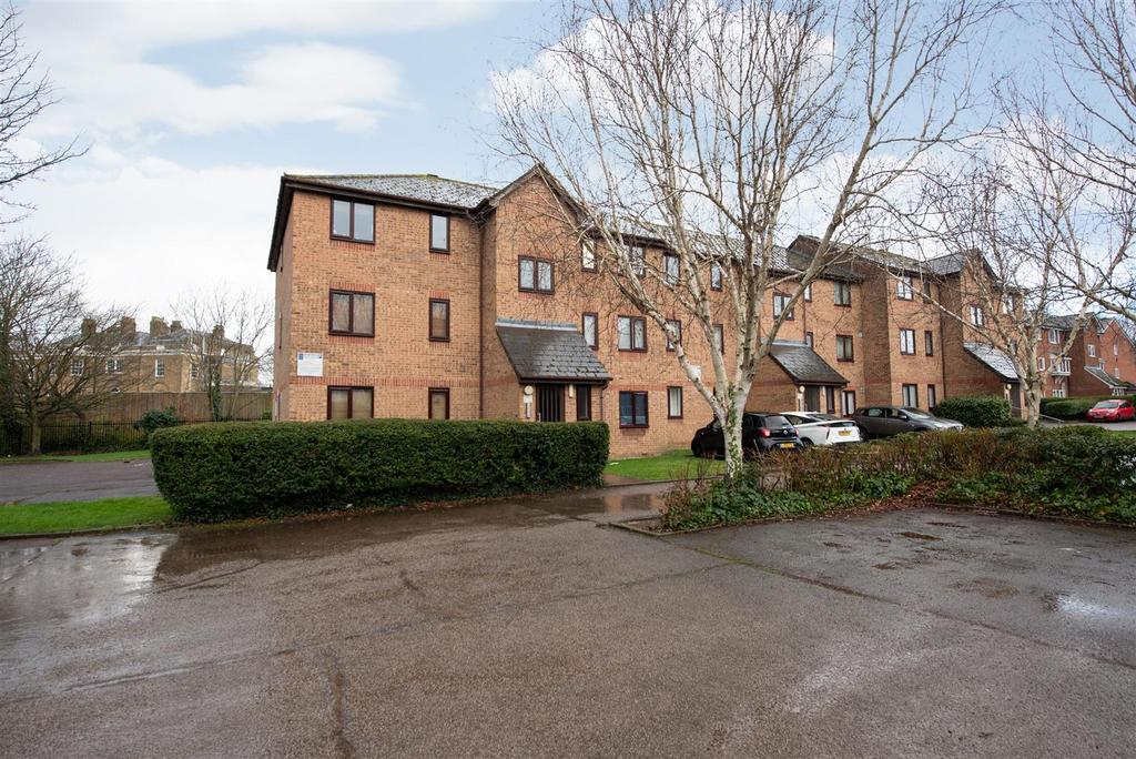 Leigh Hunt Drive, London N14 1 bed flat for sale - £280,000