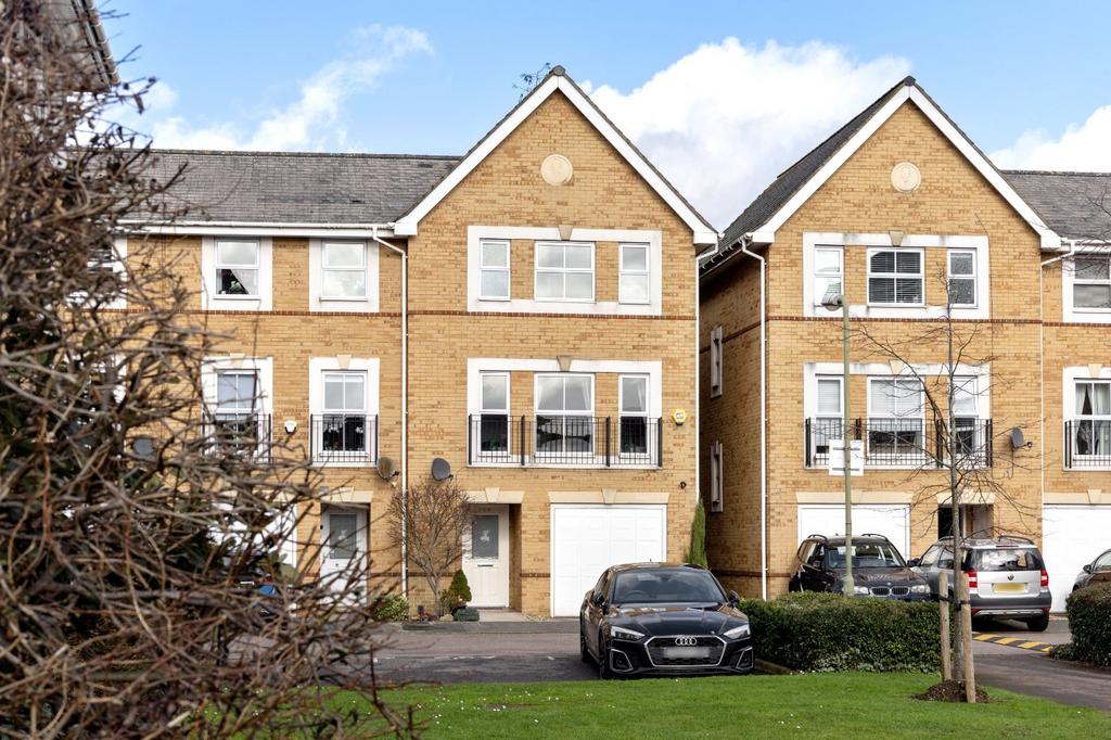 International Way, Sunbury-on-Thames... 4 bed end of terrace house for ...