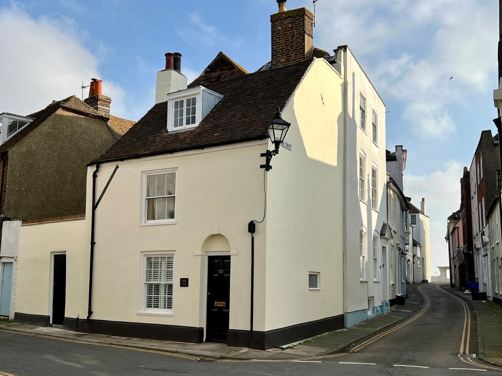 Middle Street, Deal, Kent, CT14 2 bed end of terrace house for sale - £ ...