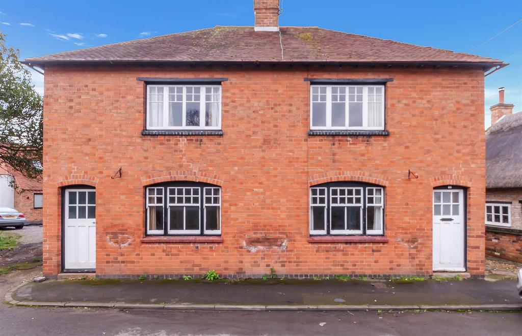 Church Street Offenham 4 bed detached house - £350,000