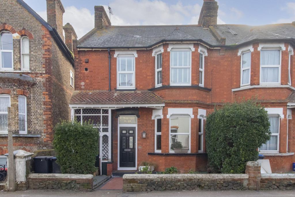 Beatrice Road, Margate, CT9 4 bed terraced house - £425,000