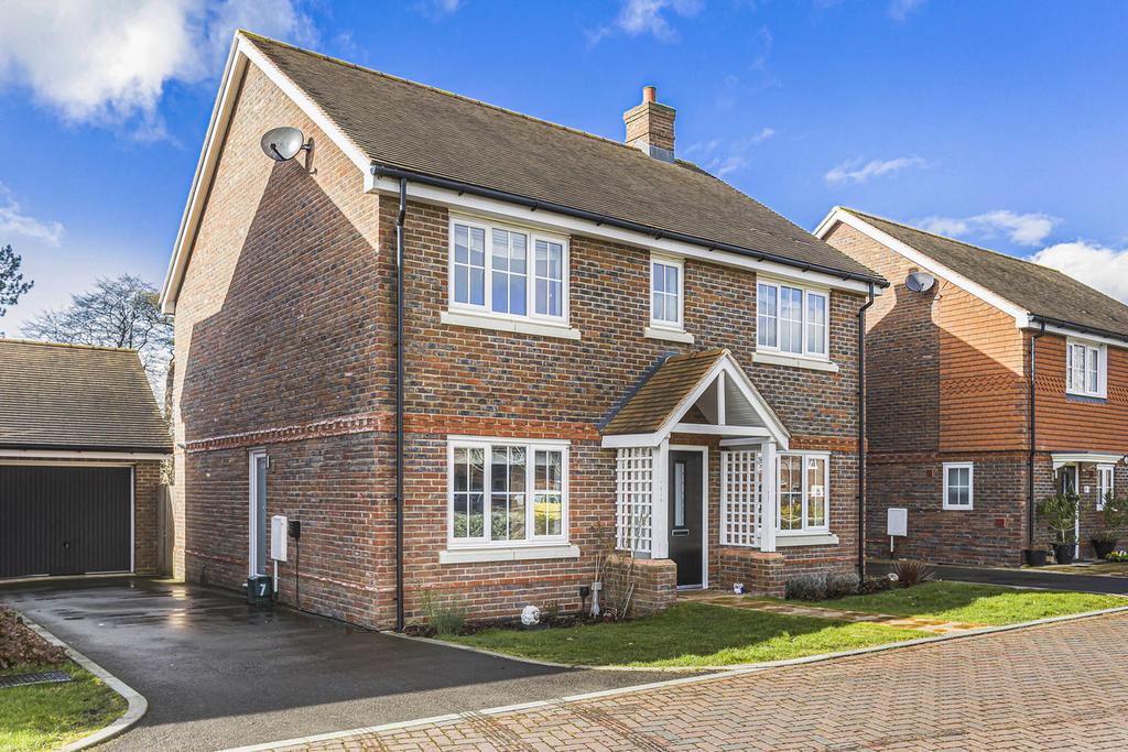 Herman Close, Wantage, OX12 4 bed detached house - £599,950