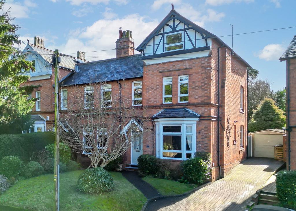 Clive Road, Aston Fields, Bromsgrove... 5 bed semi-detached house for ...