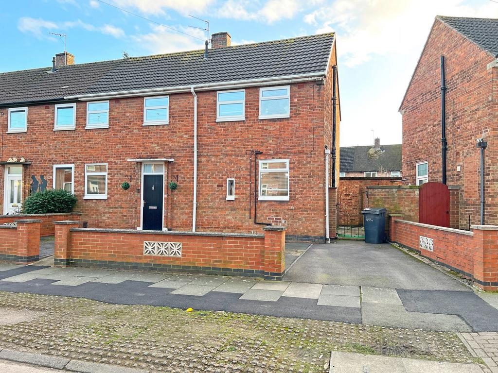 Hassal Road, Leicester, LE3 6QU 3 bed end of terrace house - £239,950
