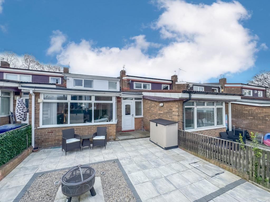 Tumulus Avenue, Walkerdene, NE6 3 bed terraced house - £110,000