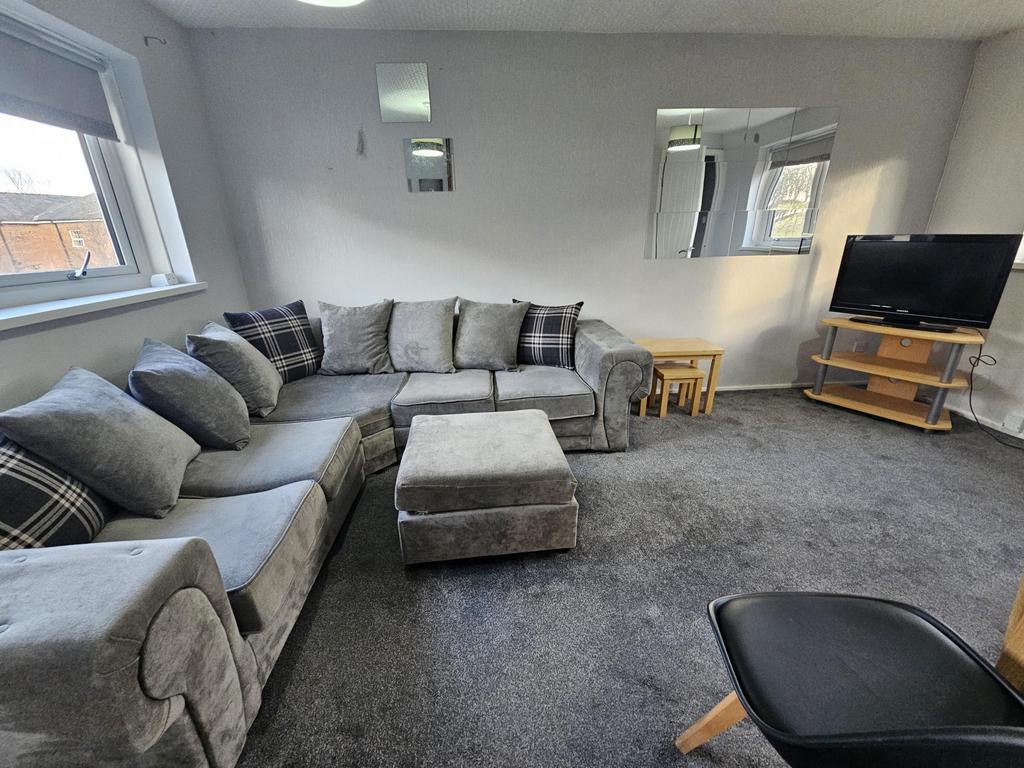 Holborn Green, Leeds 1 bed flat - £897 pcm (£207 pw)