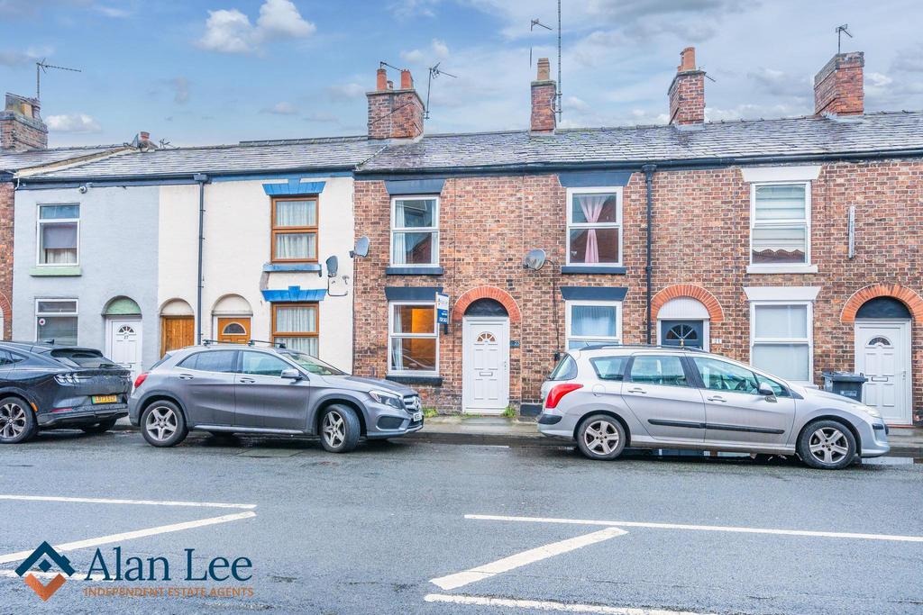 Bond Street, Macclesfield, Cheshire 2 bed terraced house for sale - £ ...