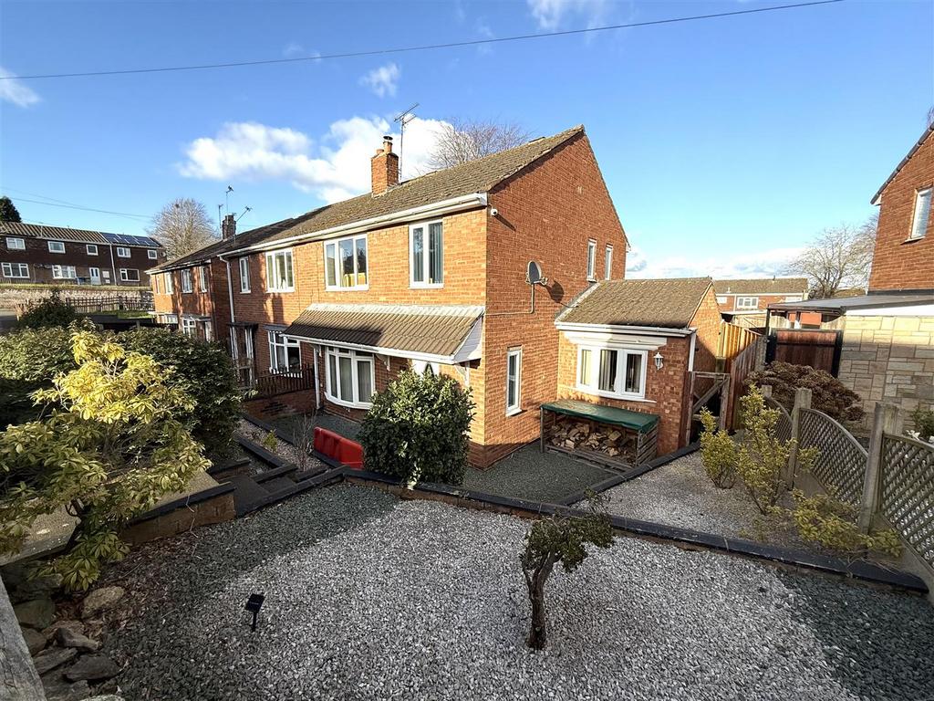 Yew Tree Road, Brereton, Rugeley 3 bed semi-detached house - £195,000