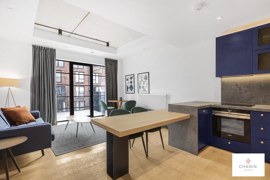 Orchard Place, London E14 2 bed apartment to rent - £2,800 pcm (£646 pw)