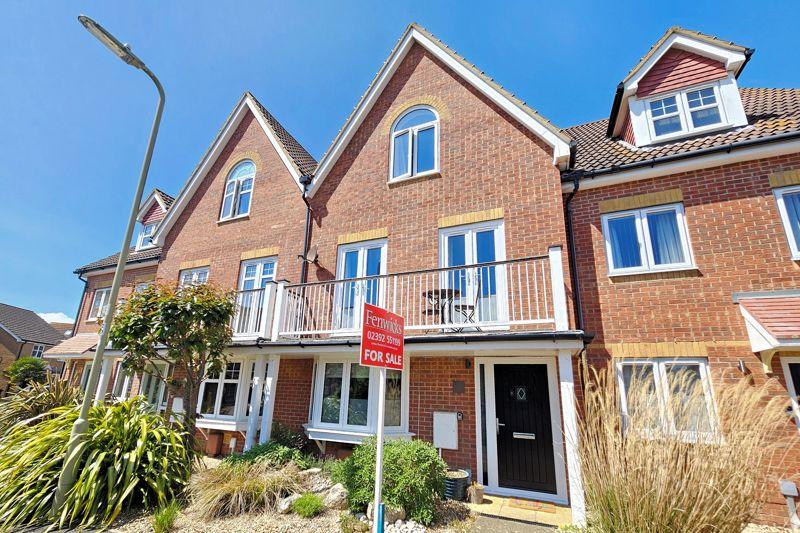 Magister Drive, Lee-On-The-Solent, PO13 4 bed townhouse for sale - £425,000
